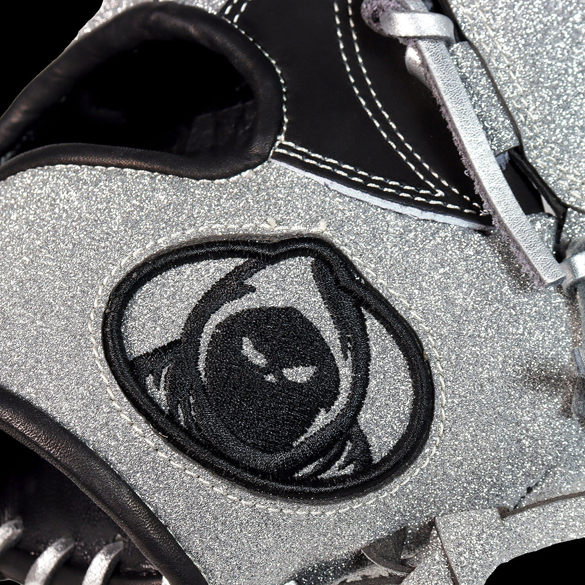 Shadow Showtime | Shadow Ball Glove